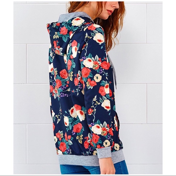 Cupshe | Sweaters | Cupshe Floral Sweater | Poshmark